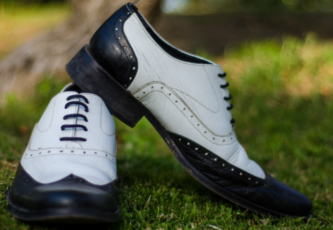 Thiết kế giày là gì? Có bao nhiêu mẫu giày ( mới 2021 )